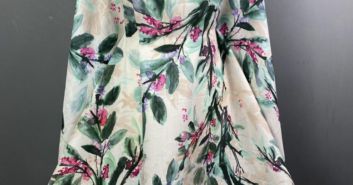 Italian Rayon- Linen Weave Flowers – Stitch Fabrics by M. Rosenberg & Son